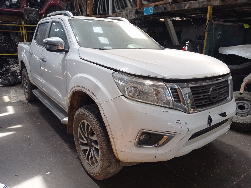 Desarmaduría San Pablo - NISSAN NP 300 , En desarme.